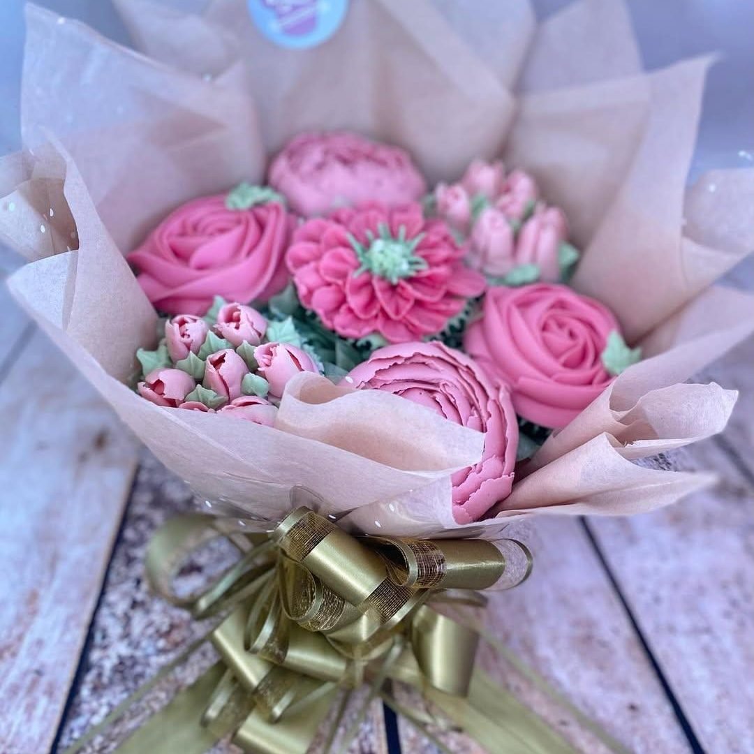 Vibrant Cupcake Bouquet (7 cupcakes) - Caketu.com