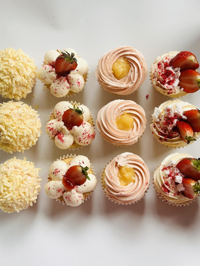 Summer Strawberry 12 Cupcake Selection Box - Caketu.com